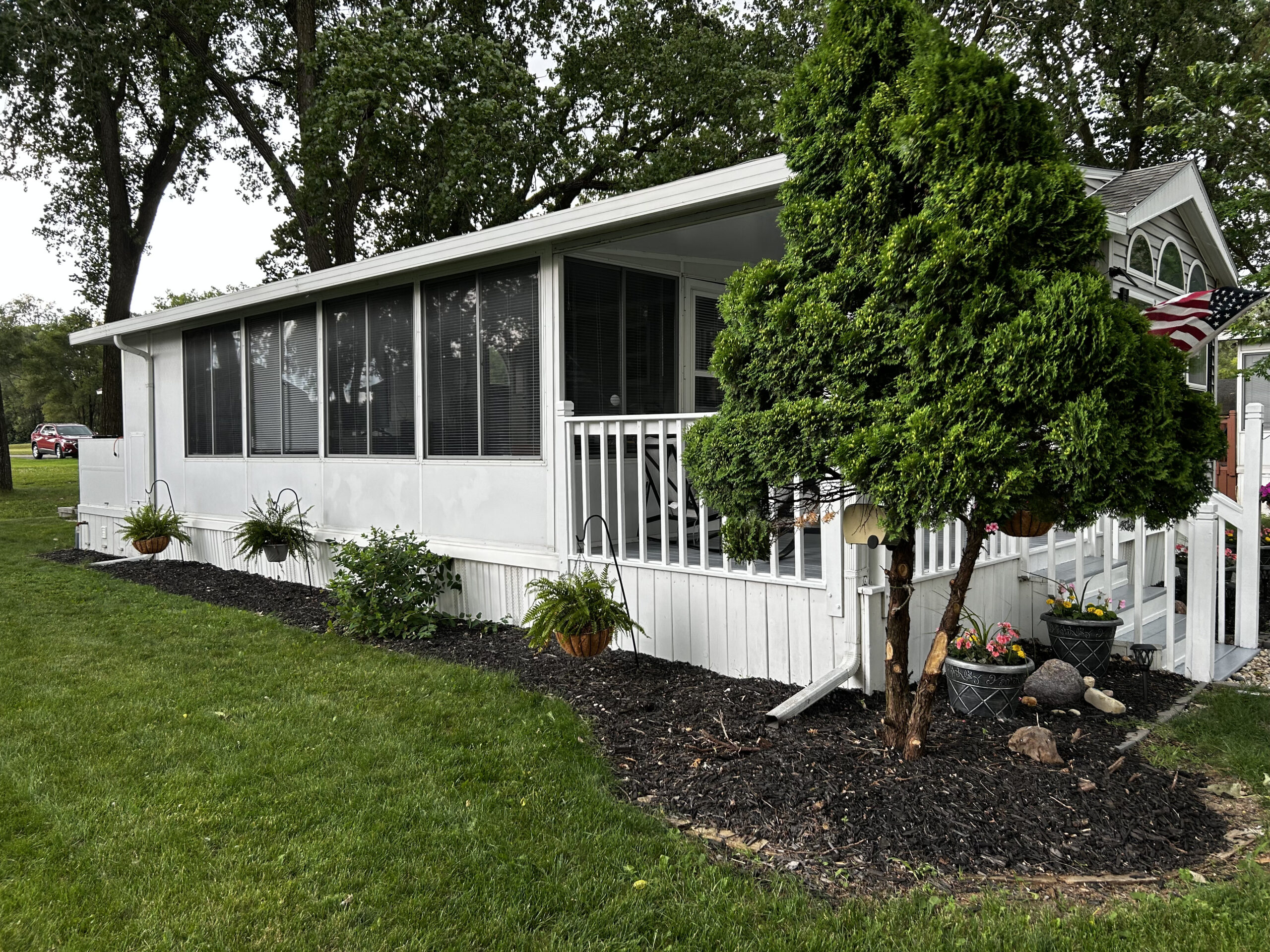 PRE-OWNED PARK MODELS - Pearl Lake Beach