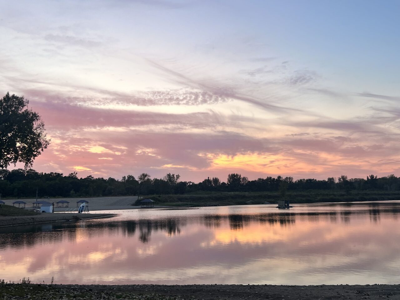 HOME - Pearl Lake Beach